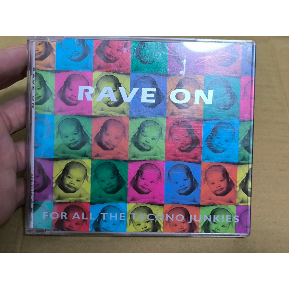 二手CD-RAVE ON For All The Techno Junkies CN3525011 - 雙圓圈SS - iOPEN Mall
