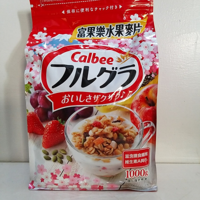 【築夢花世界】-COSTCO 好市多代購 CALBEE 卡樂比富果樂水果早餐麥片 ※ 1000g (大包) - 築夢花世界