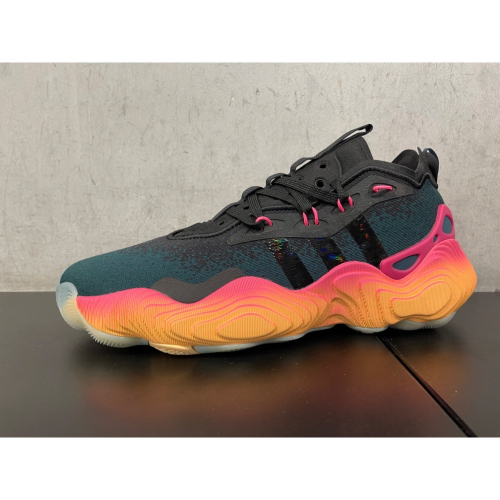 Adidas商品專賣店 - iOPEN Mall