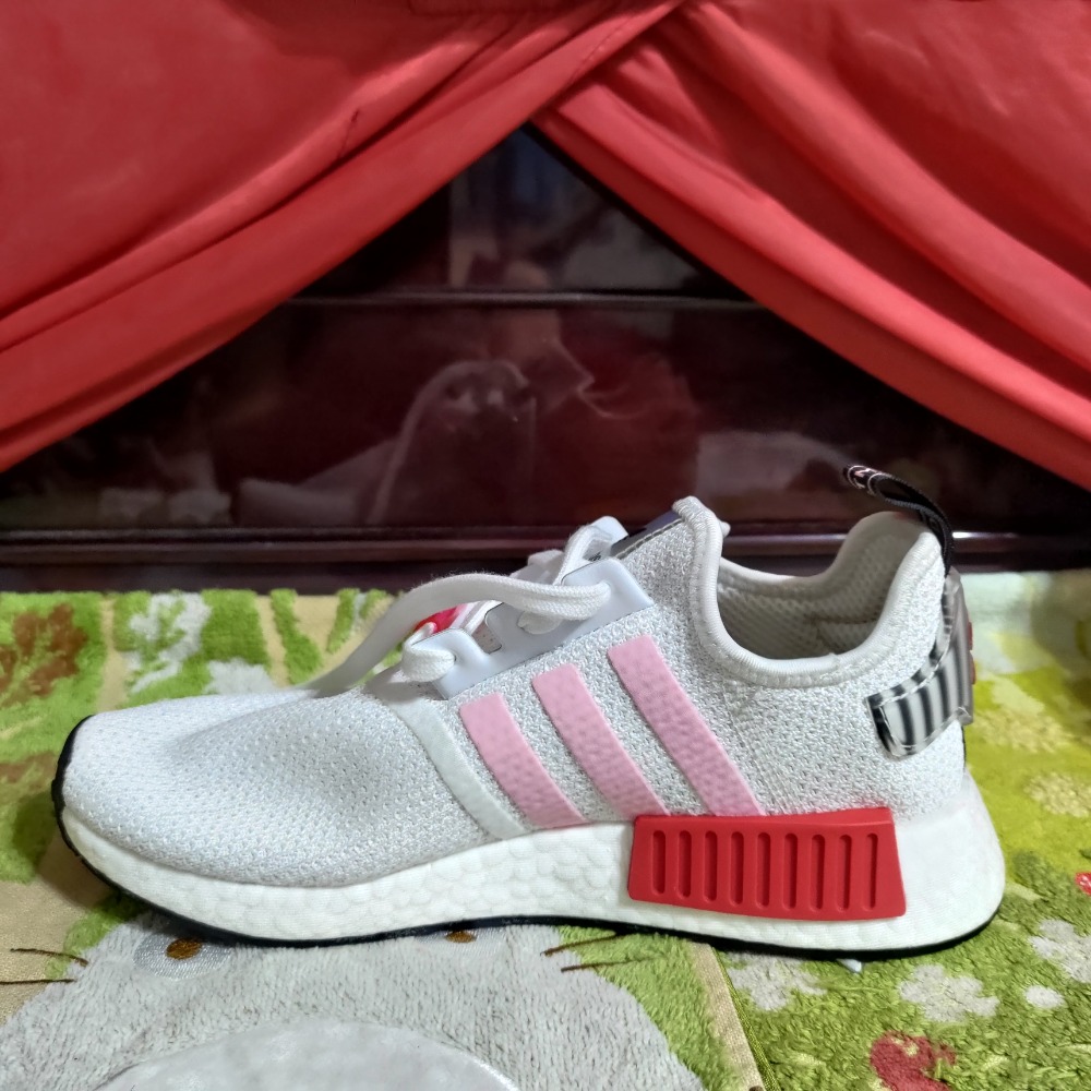 Adidas 女鞋 慢跑鞋 休閒 襪套鞋 避震 BOOST 白色 2000 us7.5 UK6 JP245 斑馬紋 - mini4332