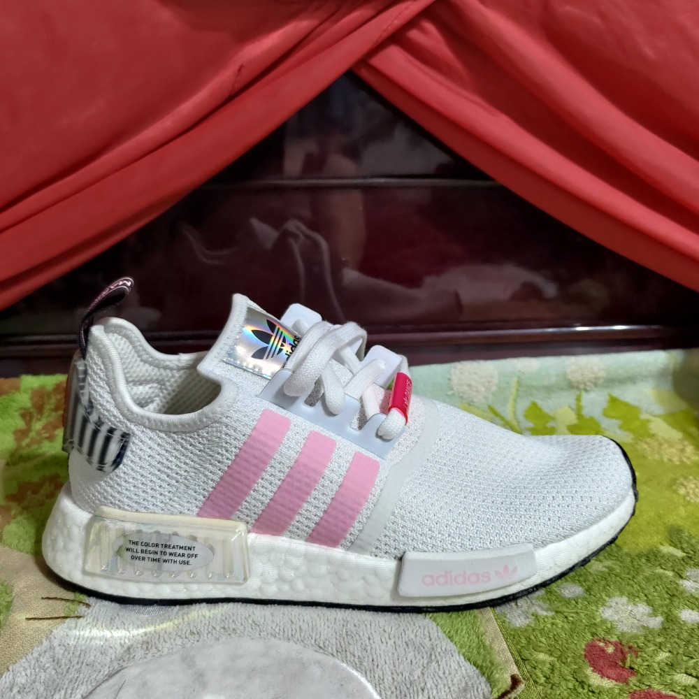 Adidas 女鞋 慢跑鞋 休閒 襪套鞋 避震 BOOST 白色 2000 us7.5 UK6 JP245 斑馬紋 - mini4332 - iOPEN Mall