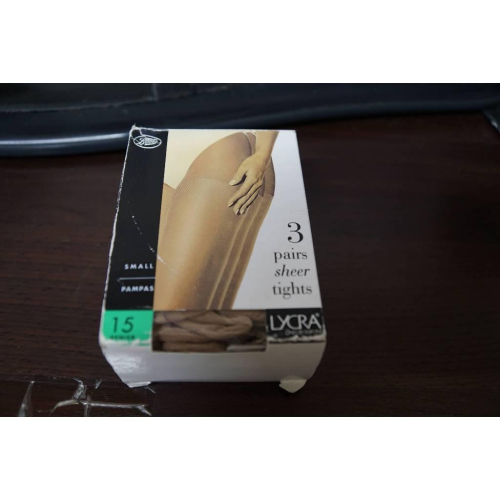英國知名品牌 BOOTS SHEER 15 DENIER 膚色 絲襪 SIZE S (亞洲的M號) 共兩雙 - 85dream - iOPEN ...