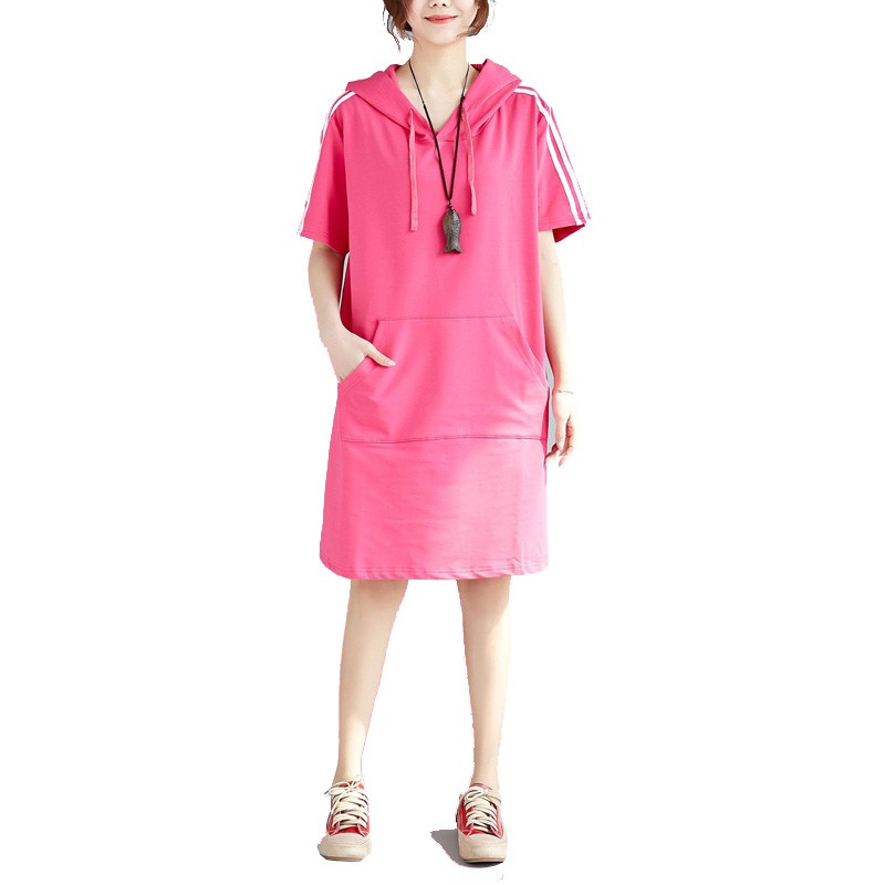 ??2XL-5XL??超大胸圍140公分 特大尺碼胖mm夏裝新款中長款寬鬆顯瘦連帽休閒洋裝 短袖洋裝 中長版洋裝 - INCOMPARABLE - iOPEN Mall