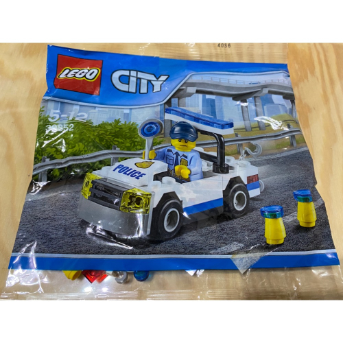 [步步高]絕版全新未拆樂高lego 30352 公路測速警車 - [步步高]lego 樂高二手商品依現況售出，售出後不退不補，有疑慮請私訊看細 ...