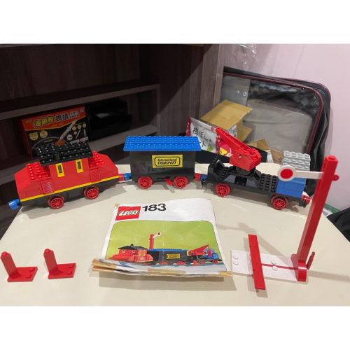 LEGO 183 Complete Train Set with Motor and Signal 1976年 - LEGO老物小賣店 ...