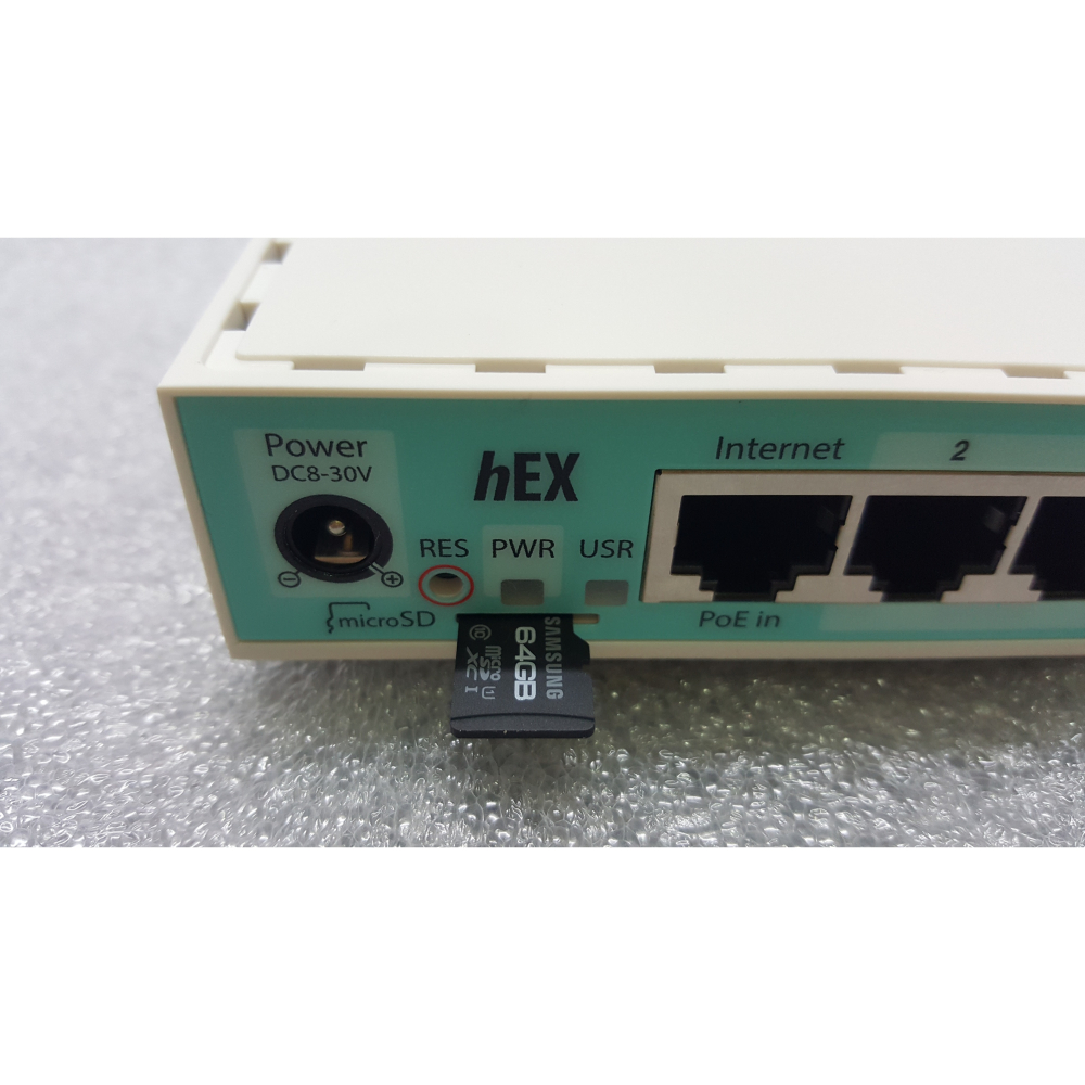 【RouterOS專業賣家】快速出貨 台灣公司貨MikroTik 高效能 RB750Gr3 HEX3 專業路由器 - MikroTik 台灣代理