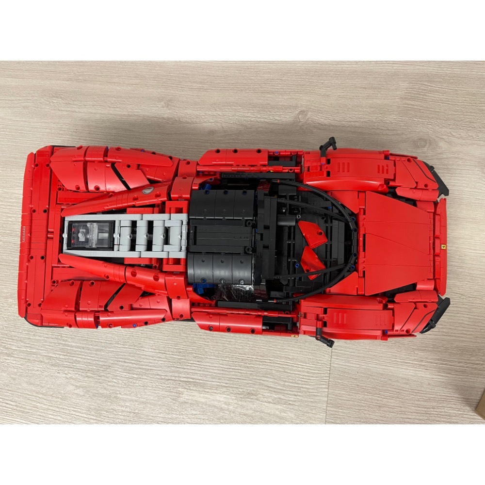 Lego 42142 法拉利 - 樂高世界