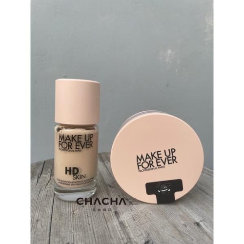 CHACHA | 出清MAKE UP FOR EVER HD SKIN 粉無痕持久 粉底液 #防真肌 粉無痕幻采極光蜜粉 - CHACHA 查查選品