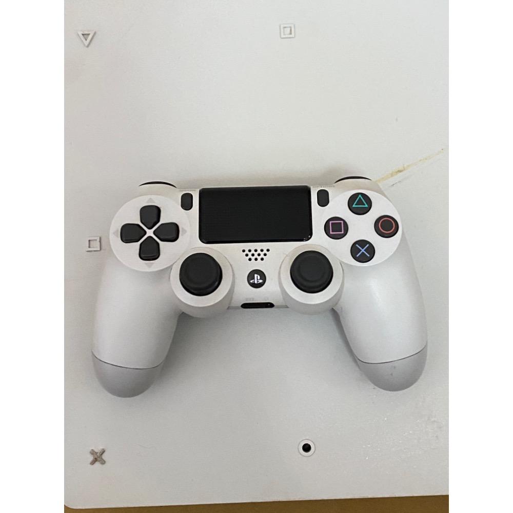 Sony Ps4 Slim CUH-2100B 1T 白色主機 PS4 Slim 薄機 電玩主機 遊戲主機 無盒 單手把 - 台南阿吉電玩 不 ...