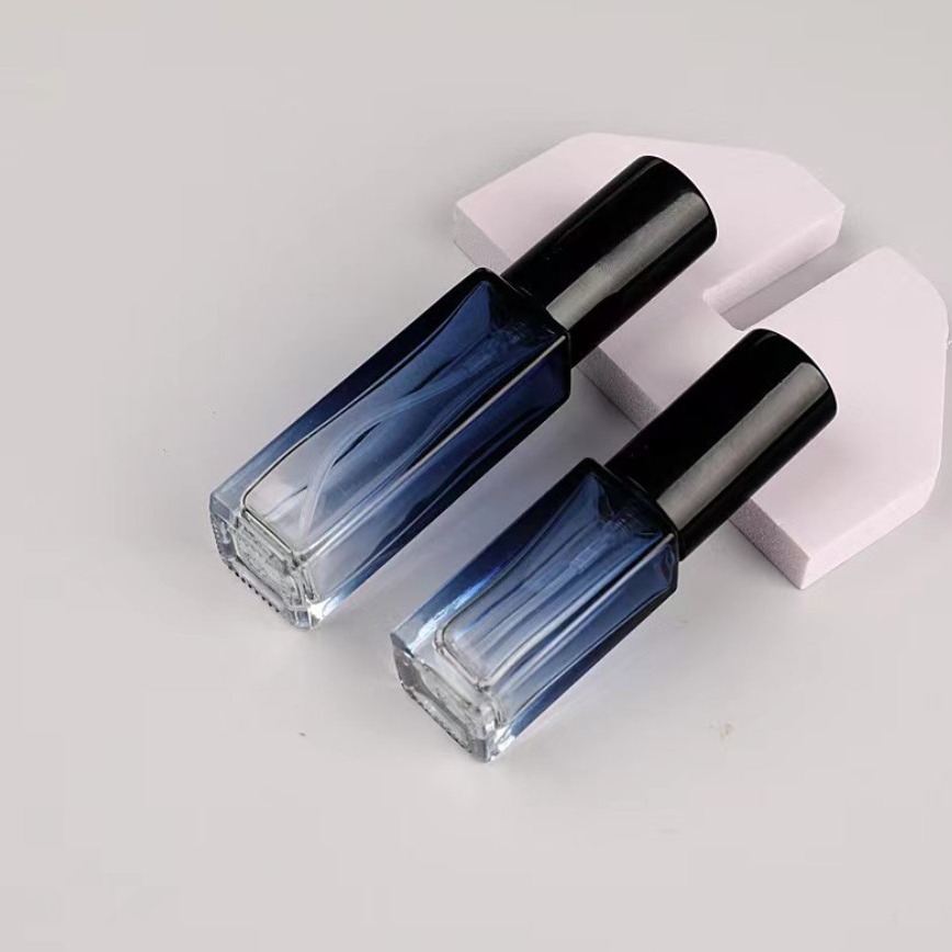 【QMIMI】漸層藍 香水分裝瓶 5ml 香水噴霧瓶 酒精噴霧瓶 隨身小噴瓶 旅行分裝瓶 - QMIMI 生活選物 - iOPEN Mall