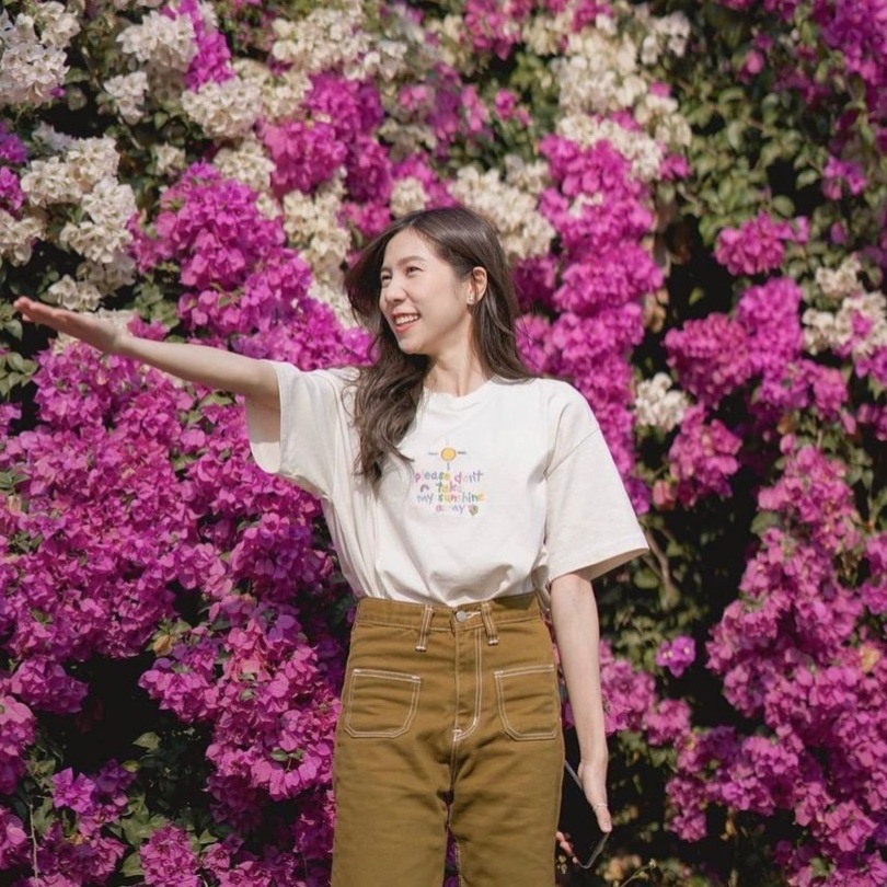 [DAUGHTERSTUFFS] 服飾 短袖 泰國品牌 女生上衣 刺繡衣服 泰國代購 衣服 泰國 偷偷摸摸 🐢 - 偷偷摸摸 KAKAOFRIENDS 泰國代購 韓國代購 萊恩 春植 代購 ...