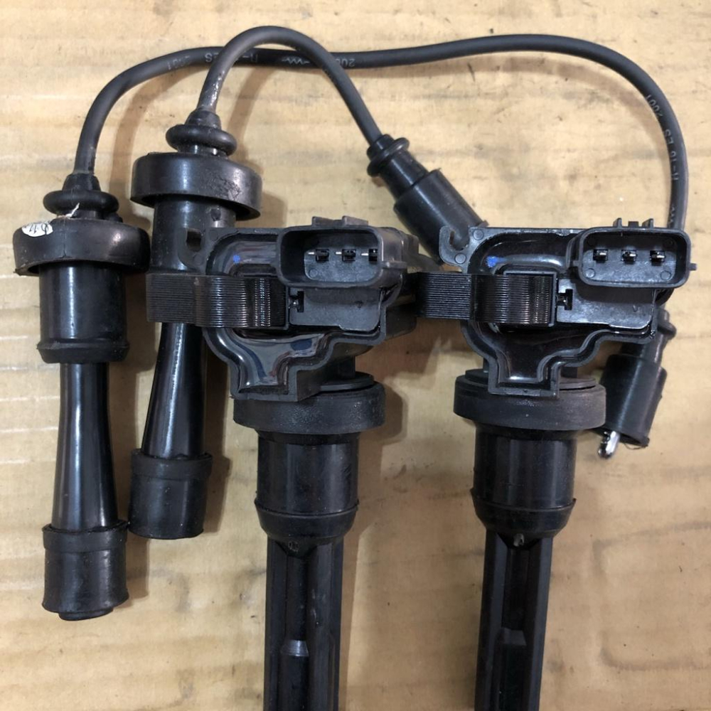 三菱 SAVRIN 幸福力 2.0 點火線圈 高壓線 考耳 高壓線圈 (原廠中古件) - 二手中古汽車零件 報廢車輛拆件 - iOPEN Mall