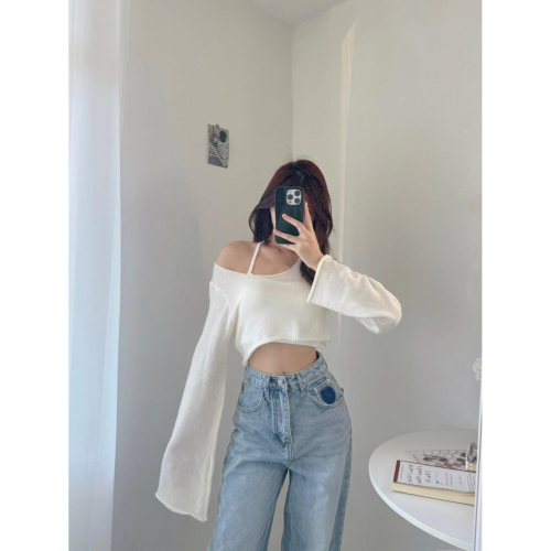 𝑊𝐸𝐼 𝐻𝑆𝐼𝑁 ♡︎微喇叭針織薄長袖短版上衣#A3047 - WEI.HSIN_ - iOPEN Mall