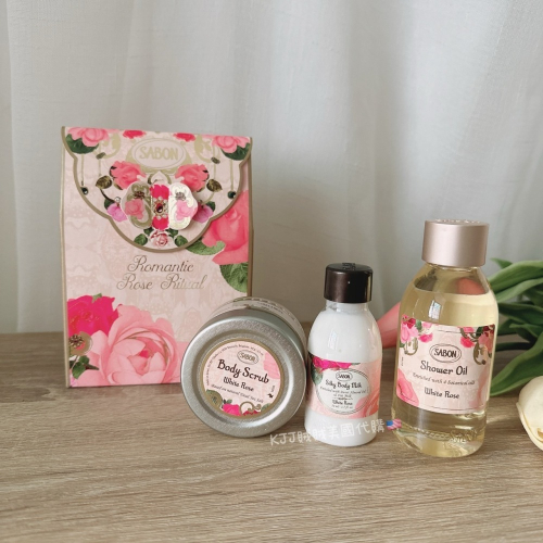 【SABON】白玫瑰🤍明星三部曲禮盒(沐浴油100ml+磨砂膏60g+身體乳50ml) - KJJ賊賊美國代購 - iOPEN Mall