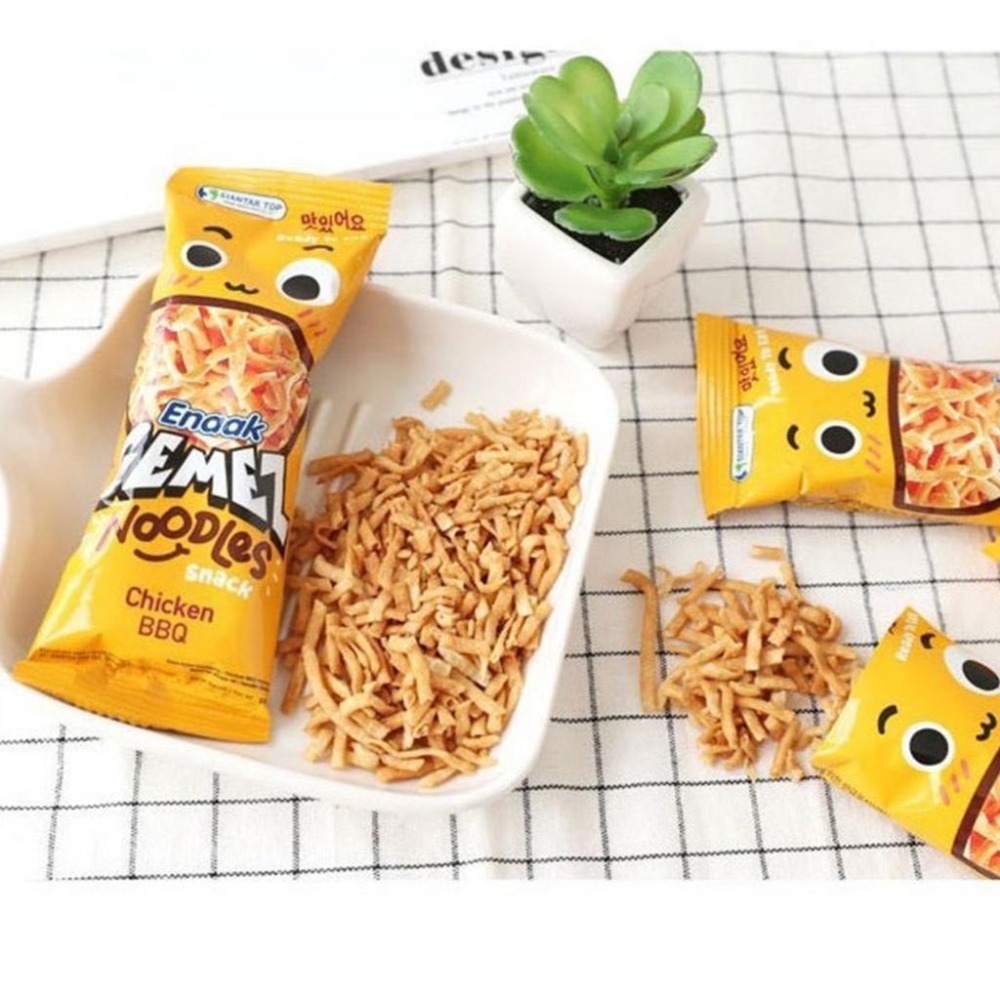 Enaak 小雞搖搖麵 BBQ風味 炒麵風味 隨手包 小雞麵 3包入 印尼 60g - Happy Cookie 進口零食泡麵 - iOPEN ...