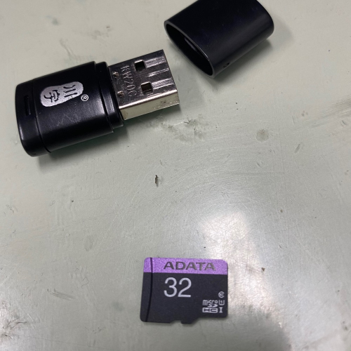 隨身碟 32GB microSD T-Flash 非 TF 1G 2G 8G 4G - 二手商店 - iOPEN Mall