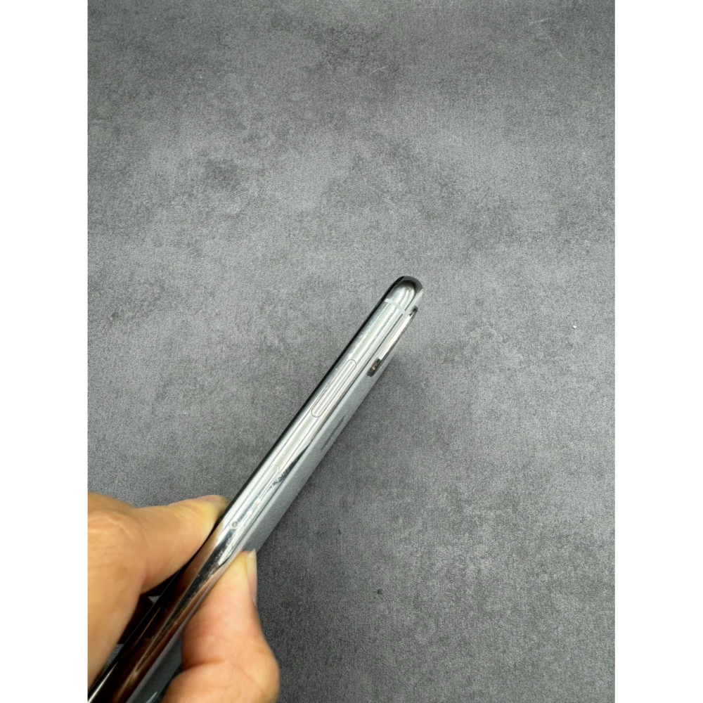 敬騰通訊_IPHONE X 256G 銀 電池100% (0926) 無盒台中面交安全保證 ️無卡分期/零元取機 ️ - 敬騰商行 - iOPEN Mall