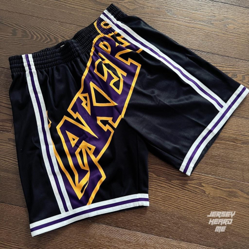【球衣藏家】湖人 好萊塢 MITCHELL & NESS M&N BIG FACE SHORTS 復古 NBA 球褲 - NBA球衣藏家 ...