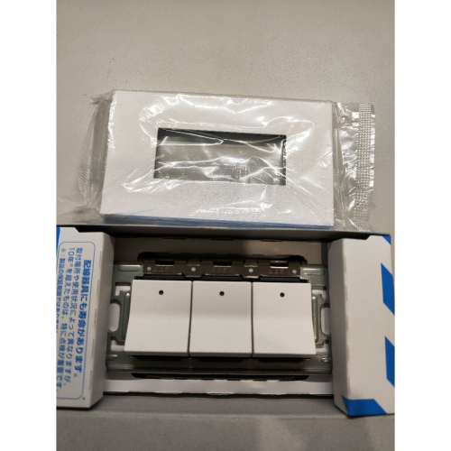 『簡單奢居』現貨 極簡風 全新 Panasonic So Style 三柄開關｜日本製造 - 簡單DIY - iOPEN Mall