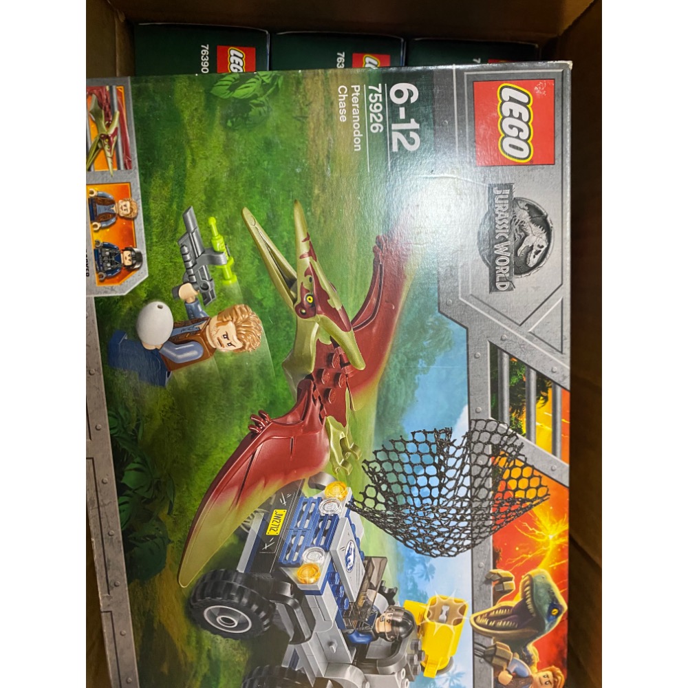LEGO 樂高 侏羅紀恐龍 75926 翼手龍追逐捕捉 全新 未拆 盒況普通到不好 有白色的邊 請看圖 - 樂藏 - iOPEN Mall