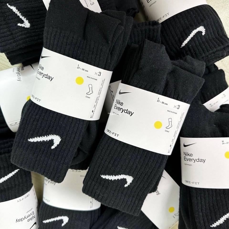 代購 Nike Everyday Lightweight Sock 黑色 襪子 中筒 三雙 SX7676-010 - Thirteen Select