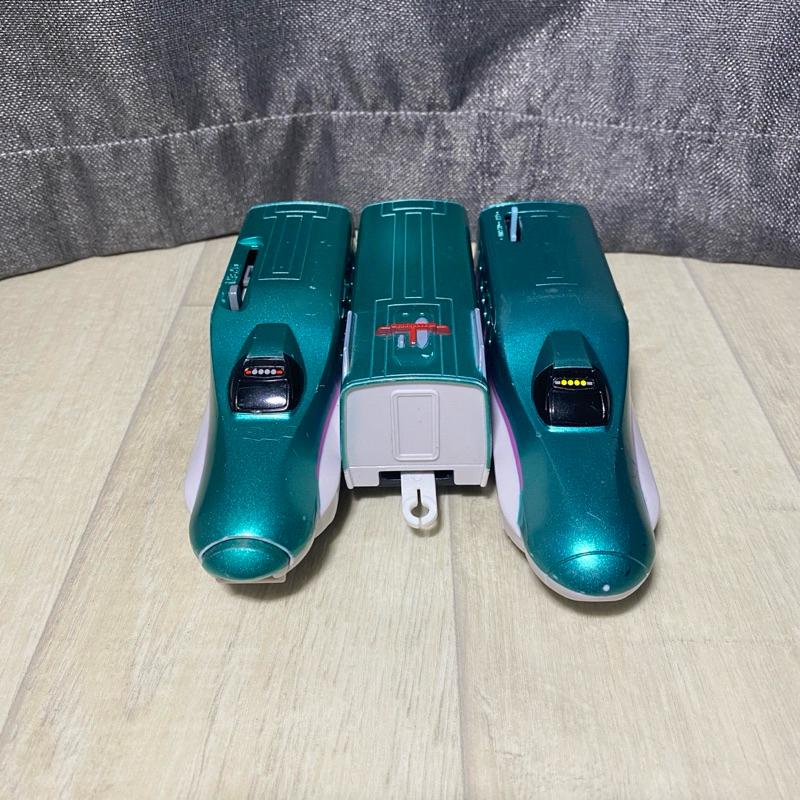 Plarail E5 隼號 S-03 磁力連結款式 兩段速度｜TAKARA TOMY 多美 火車 鐵道王國 軌道 玩具 - 黄禾文創 - iOPEN Mall