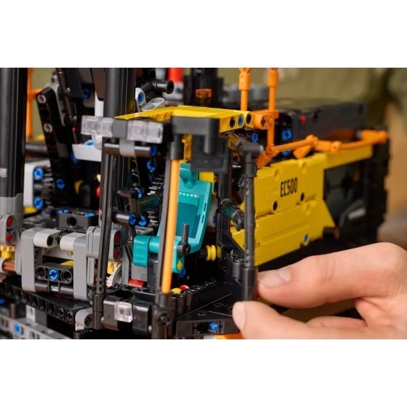【椅比呀呀|高屏10500】LEGO 樂高 42215 Technic系列 Volvo EC500 Hybrid 挖掘機 - 椅比呀呀樂高 ...