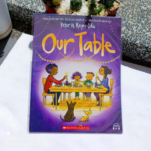 【贈音檔】現貨平裝英文繪本🍀Our Table🍀 Peter H. Reynolds 手機對家庭生活的深刻影響【缺書店】 - 缺書店【英文童書 ...