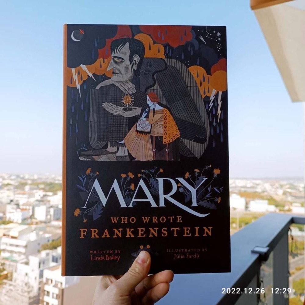 精裝英文繪本Mary Who Wrote Frankenstein🍀西班牙女插画家Julia Sarda🍀【缺書店】 - 缺書店【英文童書繪本 ...