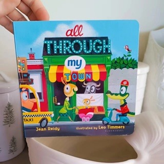 缺書店🍀英文繪本All Through My Town(硬頁書）🍀Leo Timmers🍀 認識社區不同場景和動詞 - 缺書店【英文童書繪本 ...