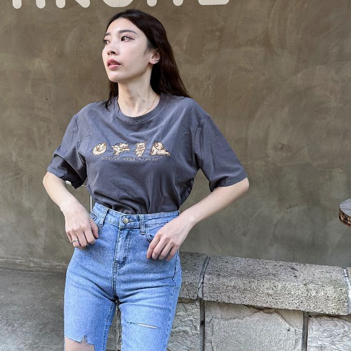 【DOE.FF】 做瑜珈熊賀棉T (現貨+預購) 寬鬆上衣 短T 上衣女 oversize 女裝 - DOEFF 朵伊芙 - iOPEN Mall